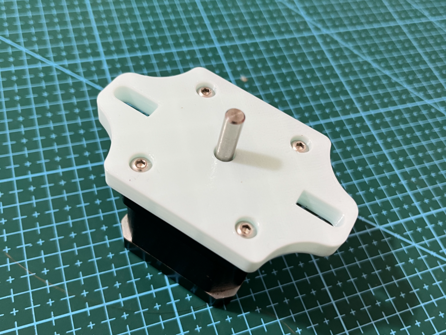mounting plate NEMA 17 stepper motor - Mew Design Creator | Nexprint ...