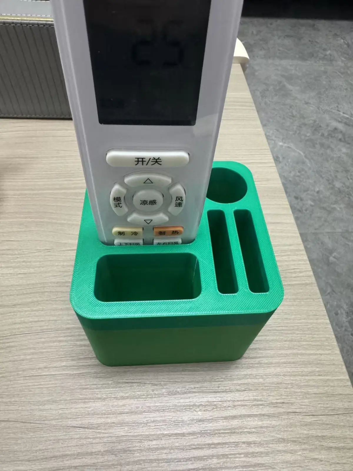 Remote Control Base - Loading | Nexprint: Free 3D Model Downloads