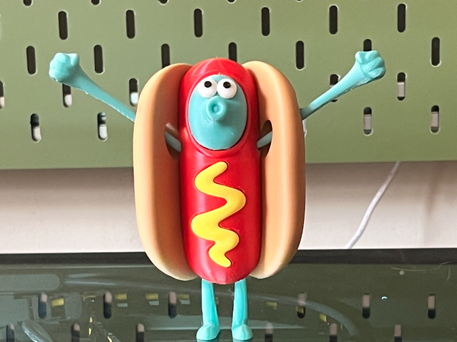 Cosplay Bread, Hot Dogs, and Mermaid Street Food - 独角哥哥 | Nexprint ...