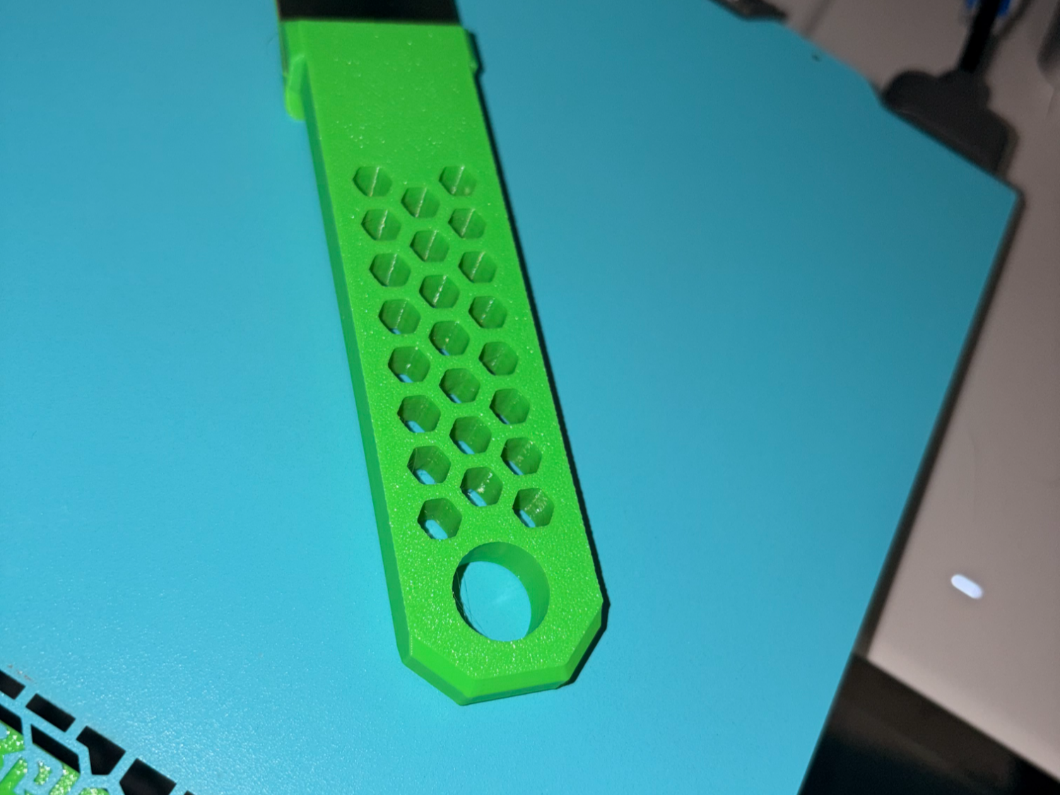 Honeycomb Bed Scraper – Bambu Scraper Blade - Swampy3D | Nexprint: Free ...